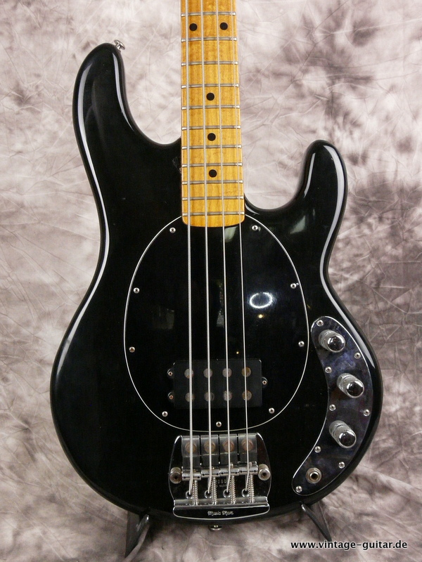 img/vintage/2499/Musicman_Stingray_Bass_ 1980-black-002.JPG