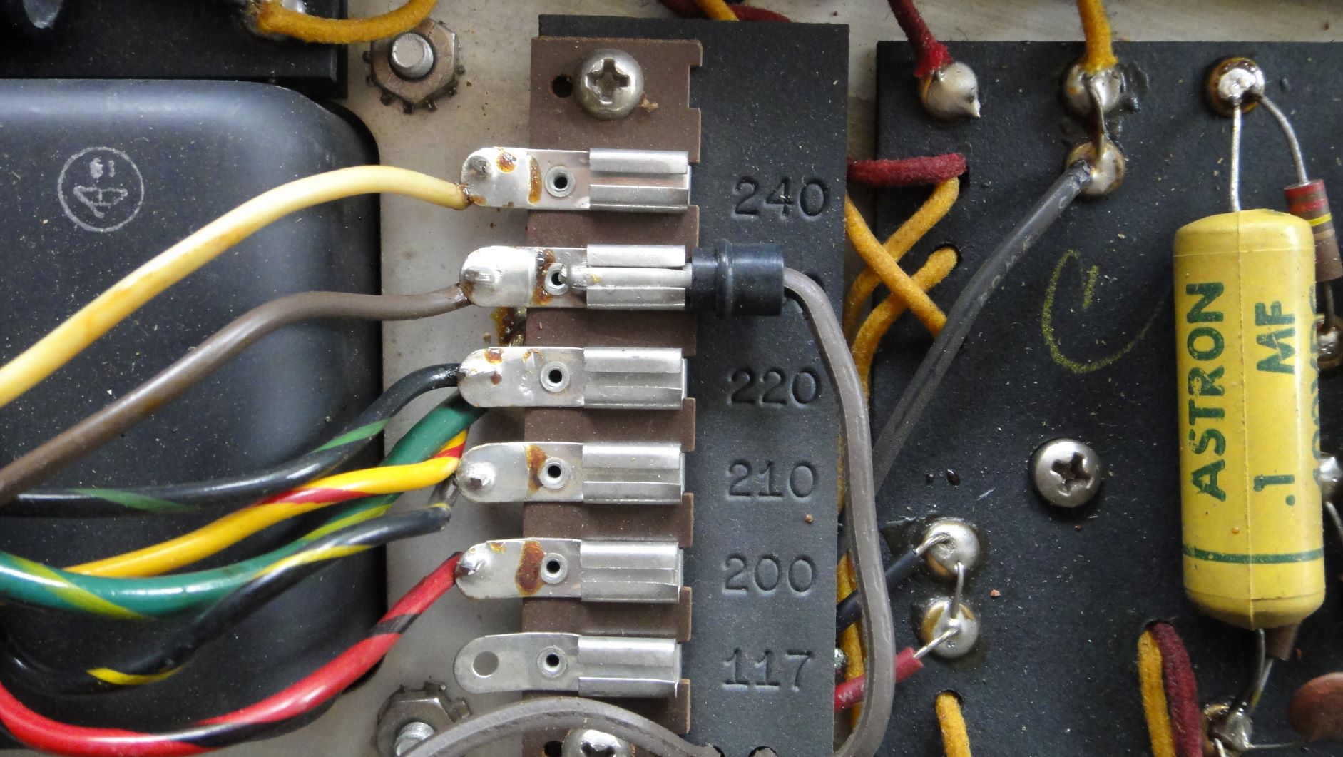 FENDER Super Amp