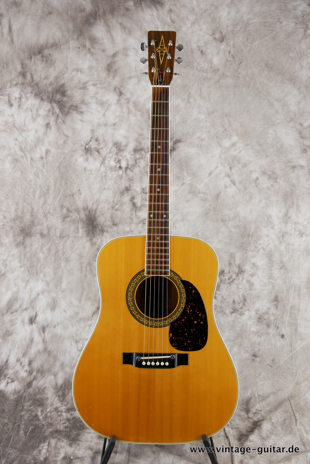 Alvarez Guitars 5022