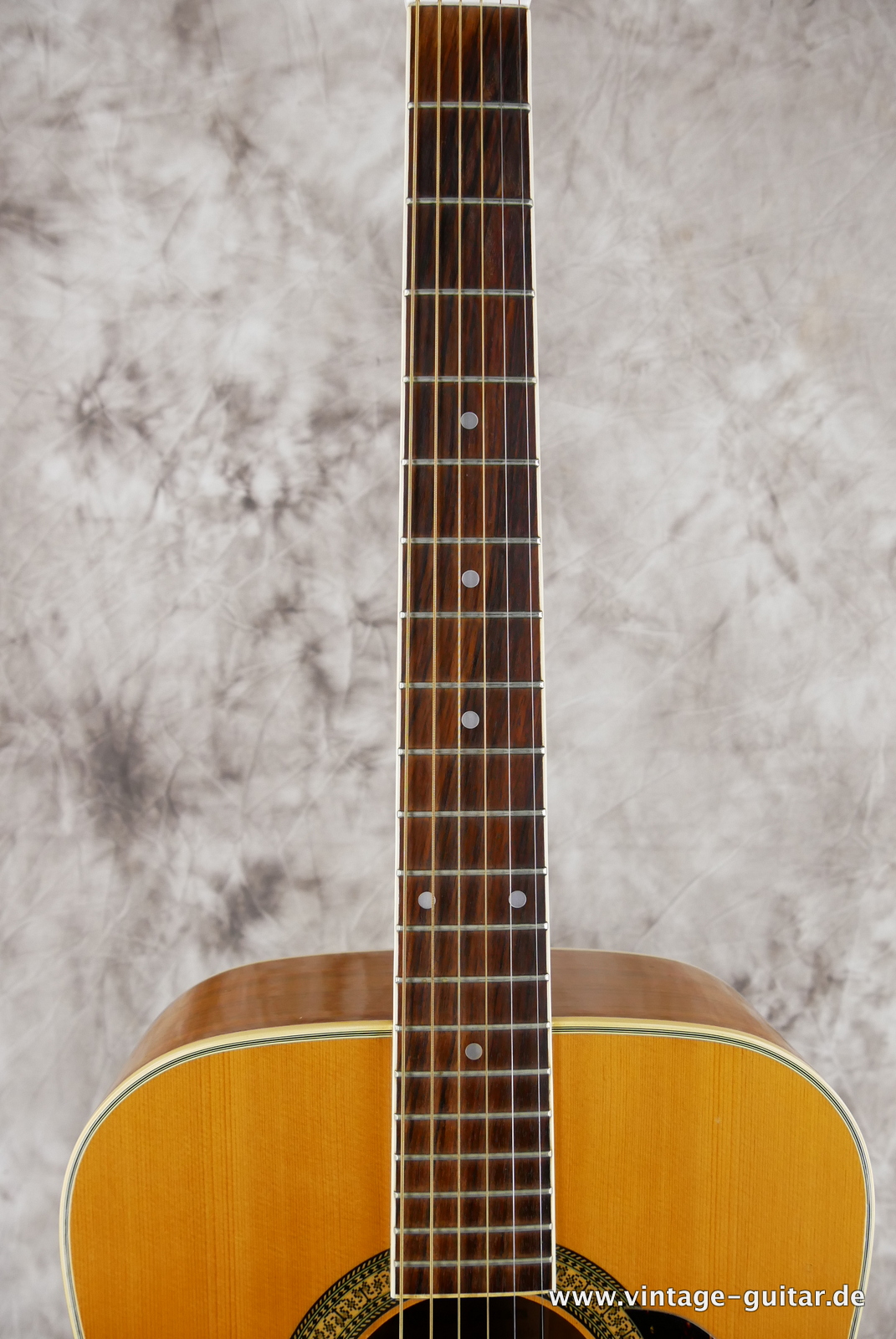 Alvarez Guitars 5022