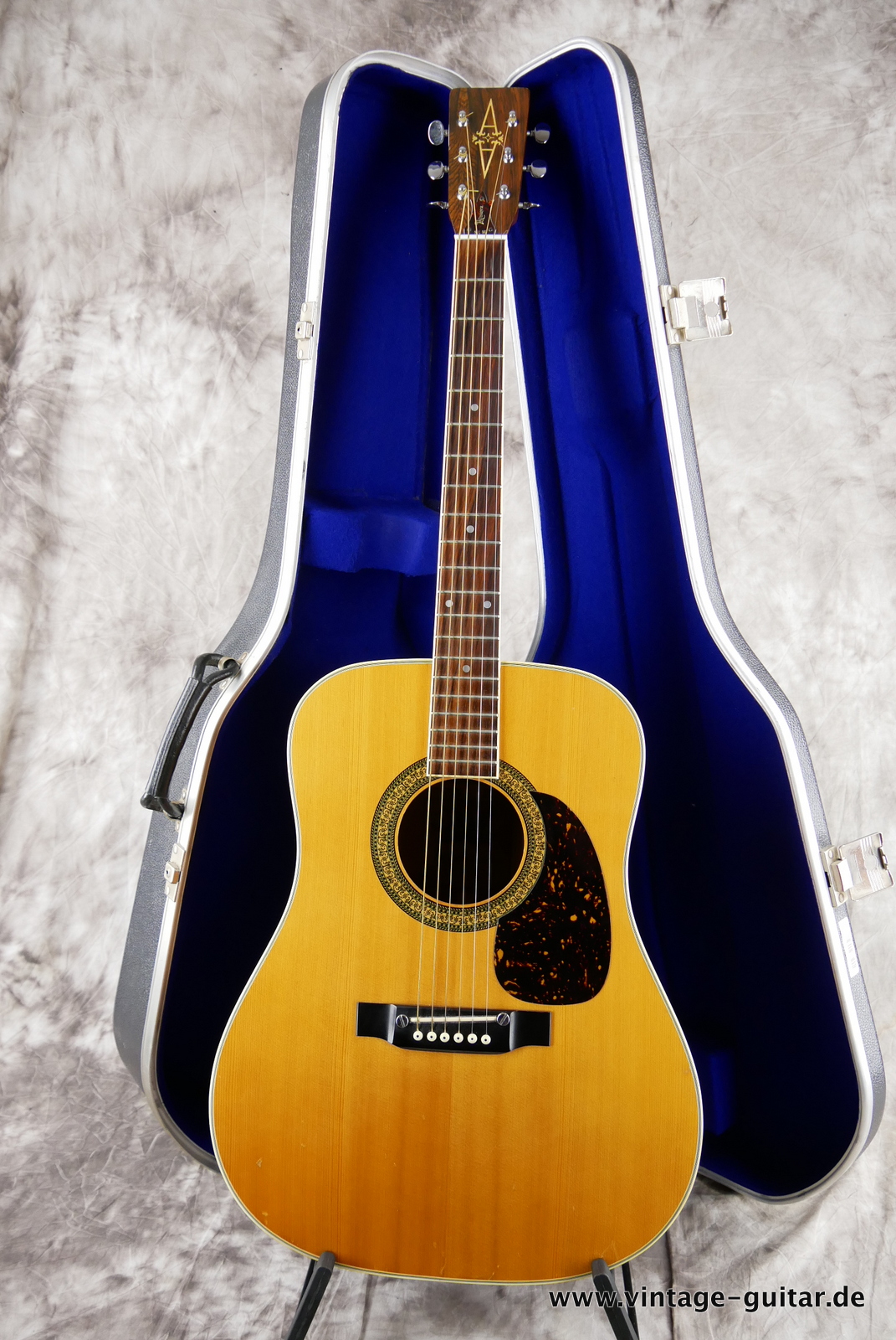 Alvarez Guitars 5022