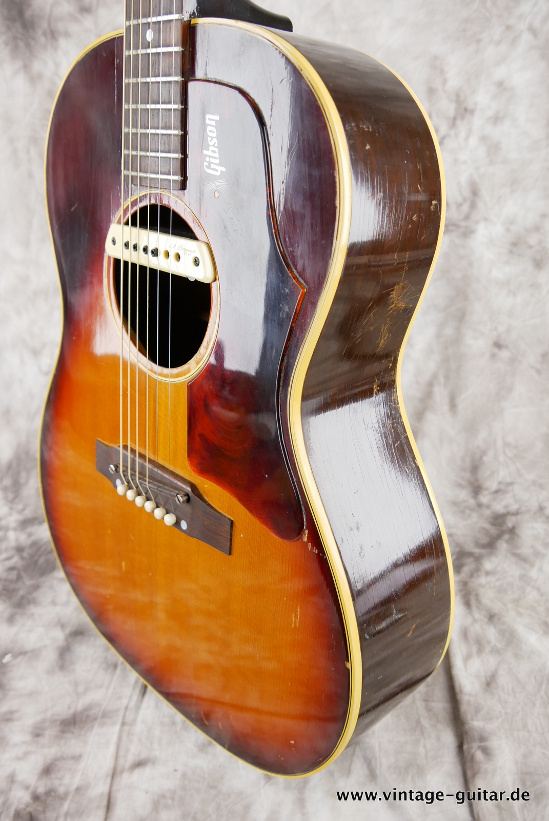 Gibson B-25