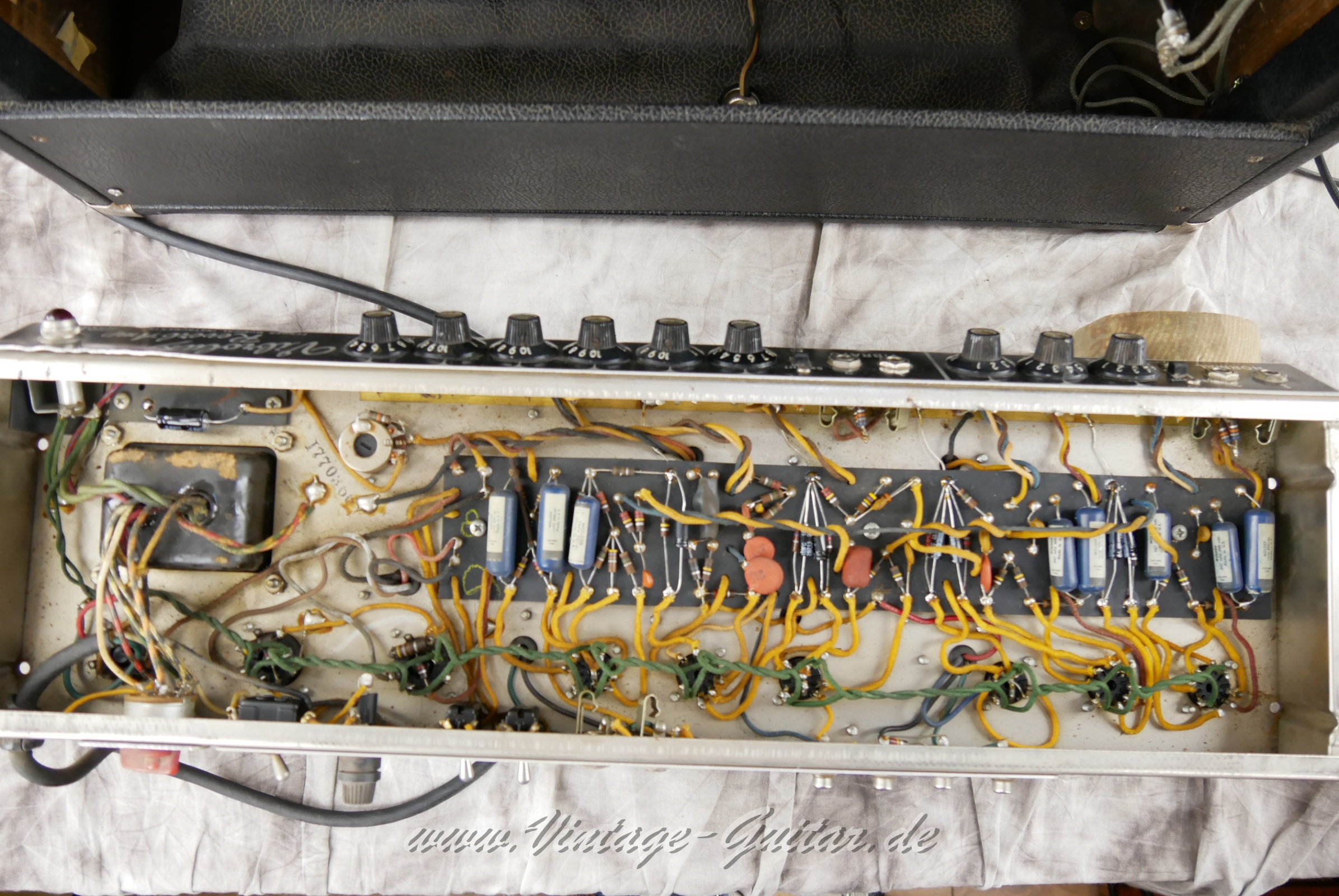 FENDER Vibrolux Reverb