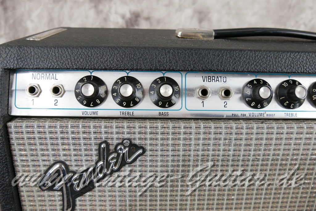 FENDER Deluxe Reverb