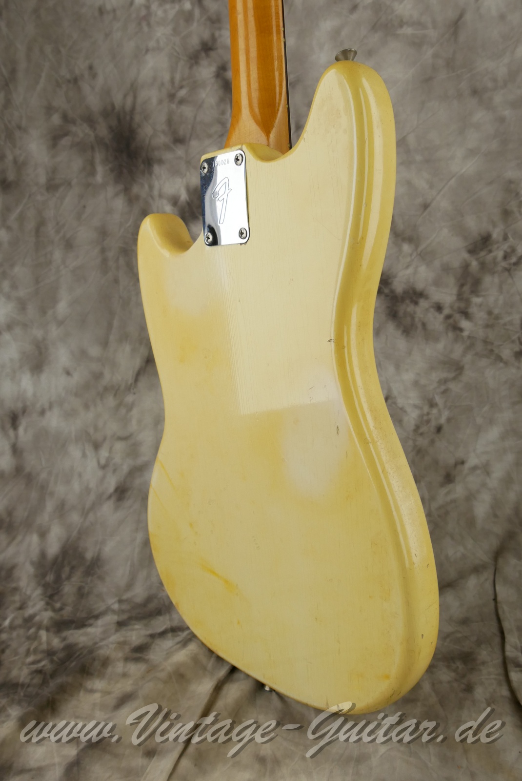 img/vintage/6294/Fender Musicmaster-2-1966-012.JPG