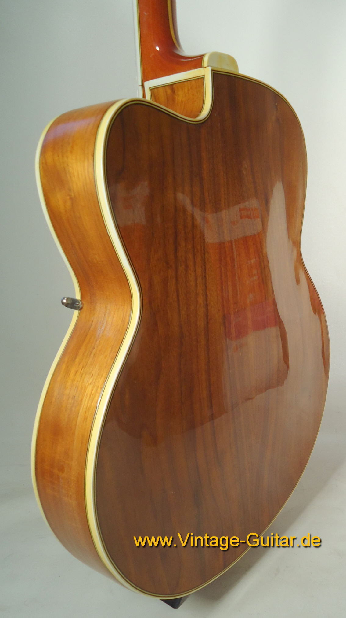 Levin Archtop Guitar Model De Luxe